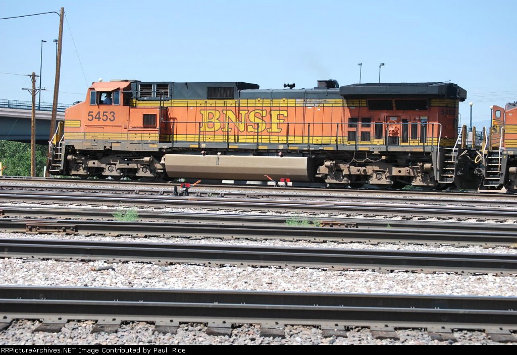 BNSF 5453